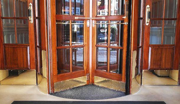 Wooden Revolving Doors - Madoors