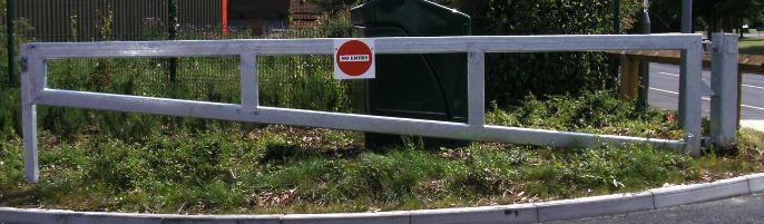 Non-motorized And Automatic Circular Swing Arm - Beam Barrier - Madoors